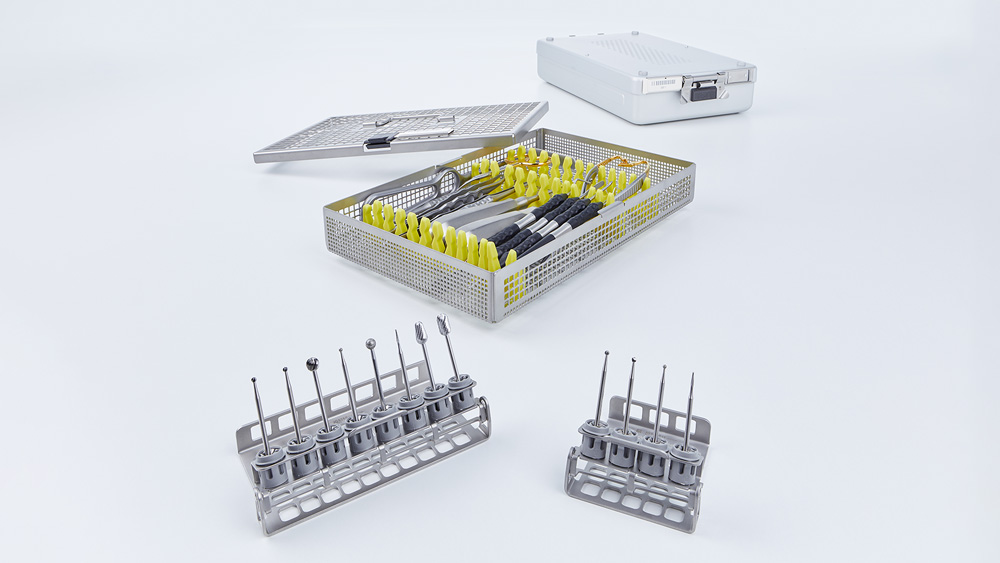 Reprocessing of dental instruments with tray system - B. Braun