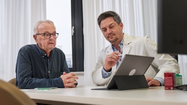 Oncology: Effective cancer therapy for patients and medical staff - B ...