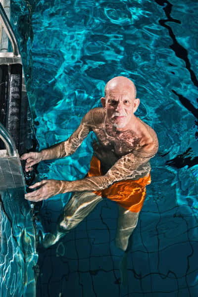 Swimming With a Stoma: The Right Ostomy Swimwear